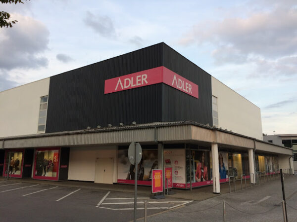 Shopping für die ganze Familie im Adler Modemarkt in Aachen